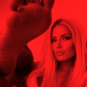 FETISCHQUEEN | FINmessage