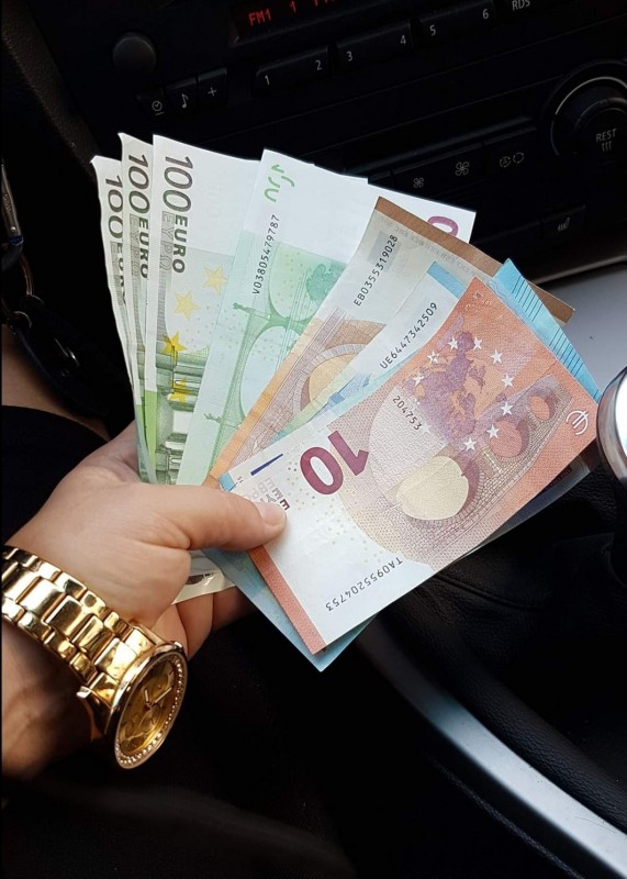 Lady Arnella | FINmessage