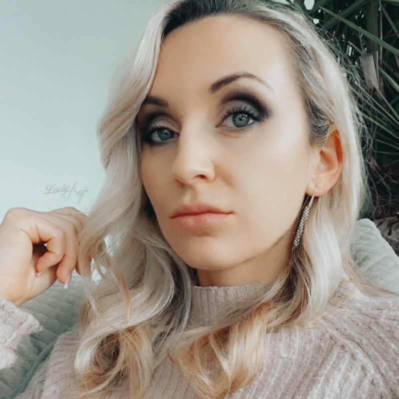 Lady Anja | FINmessage