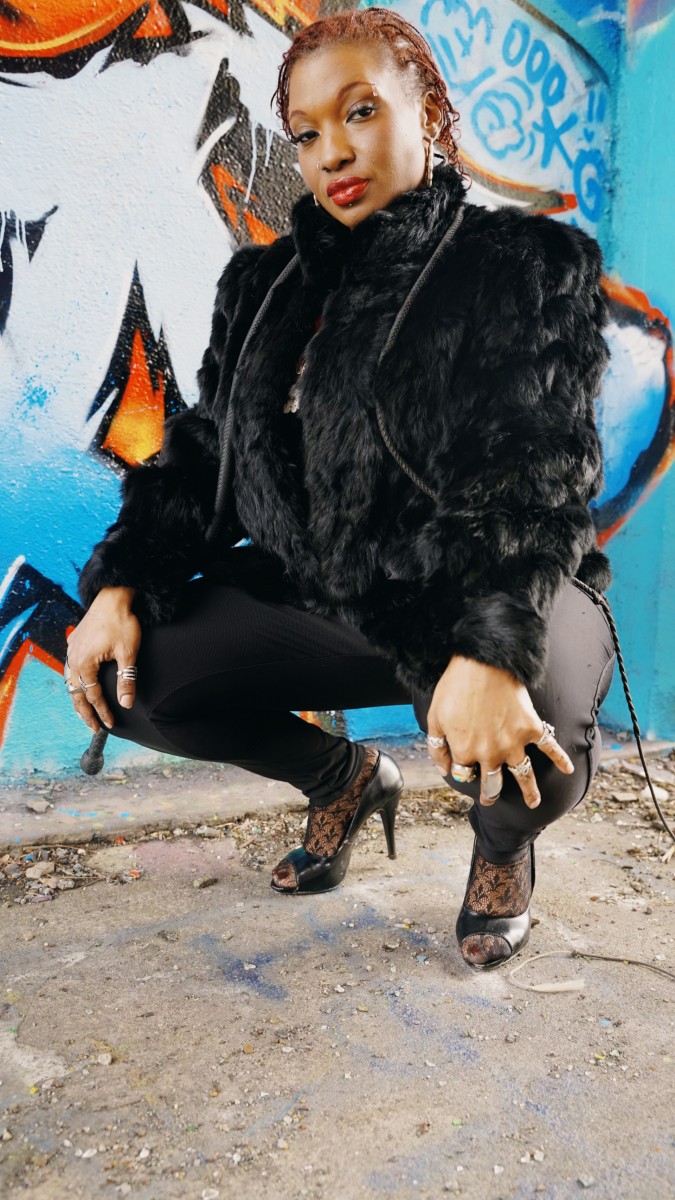 Lady with the Whips | FINmessage