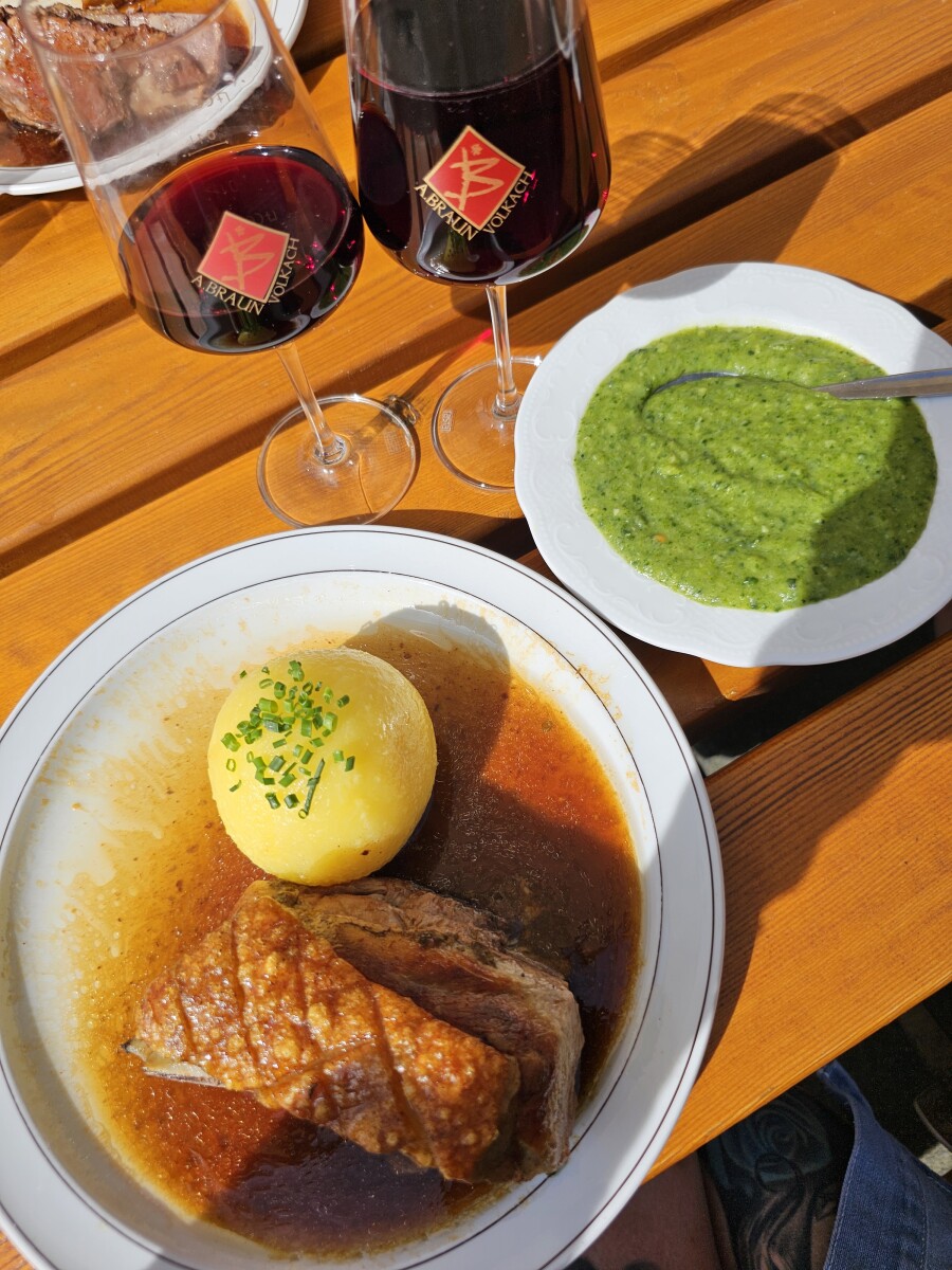 Rubber Diva Miss Lucy | FINmessage