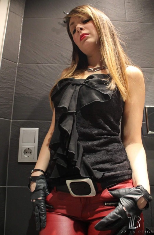 Lizz La Reign | FINmessage