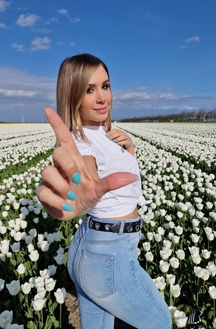 Lizz La Reign | FINmessage