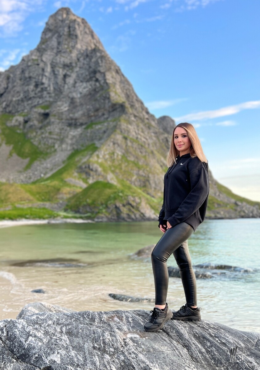 Lizz La Reign | FINmessage