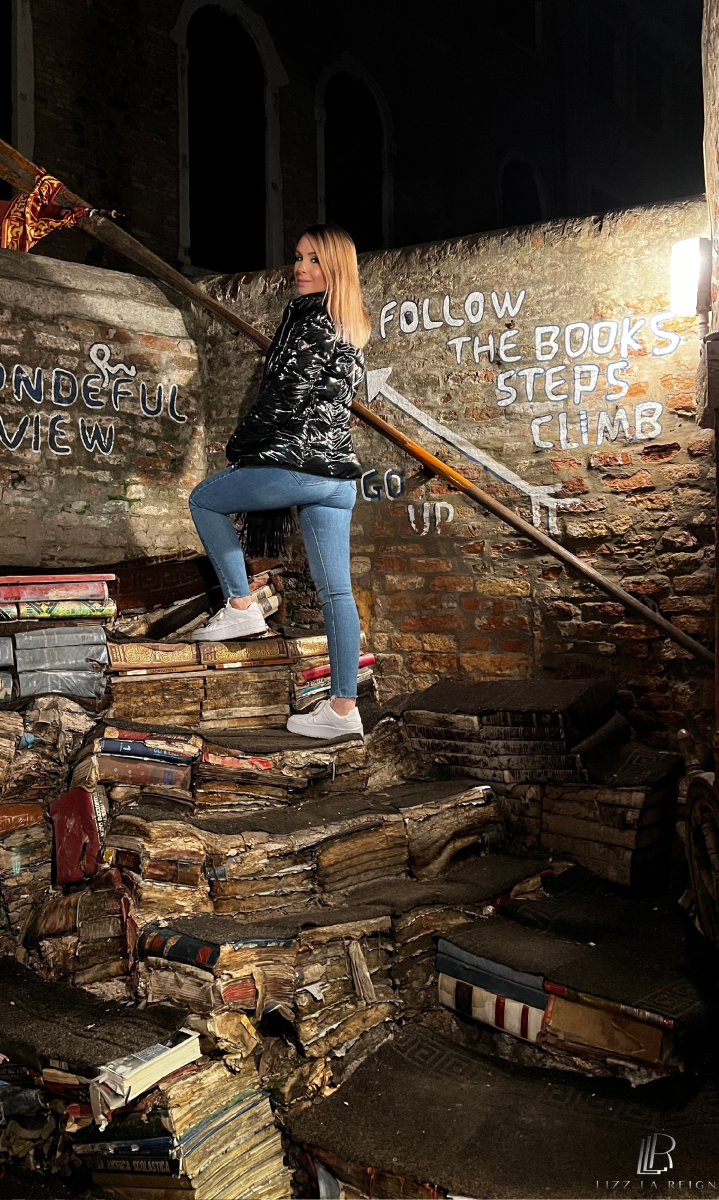 Lizz La Reign | FINmessage