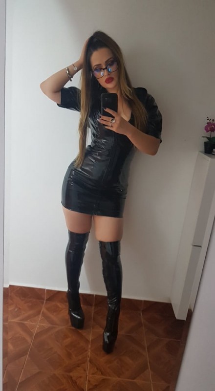 Mistress Kendra | FINmessage
