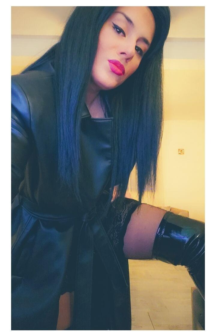 RichBitch | FINmessage