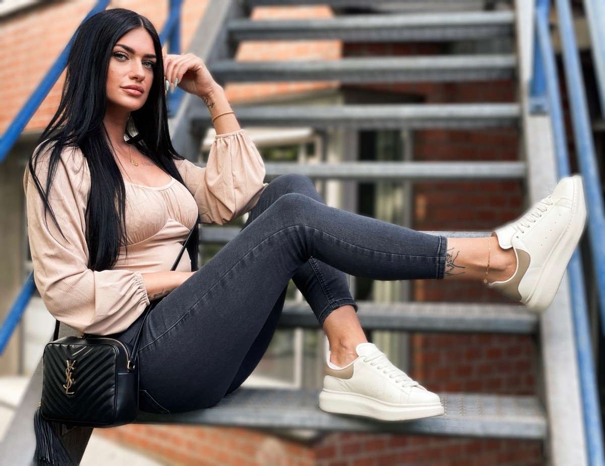 GoddessMona | FINmessage