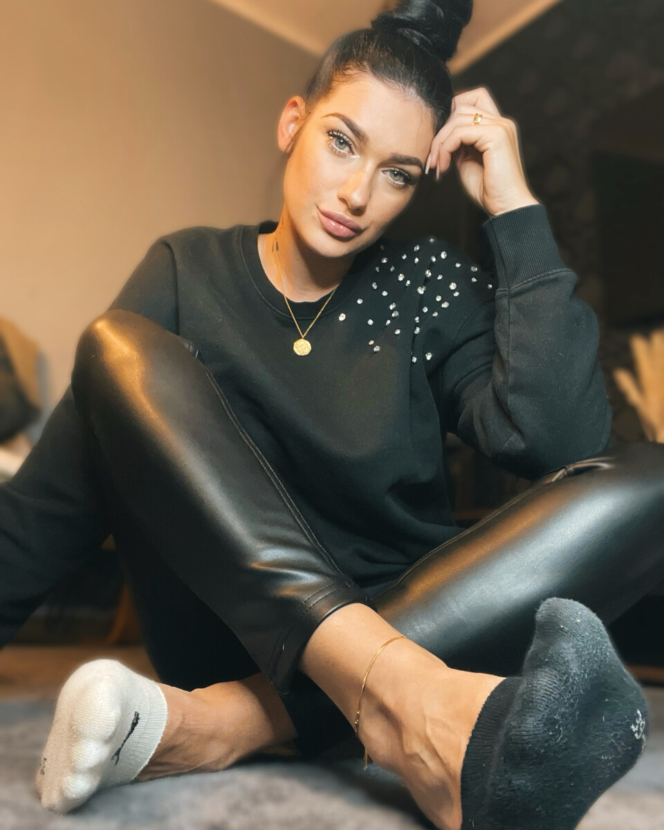 GoddessMona | FINmessage