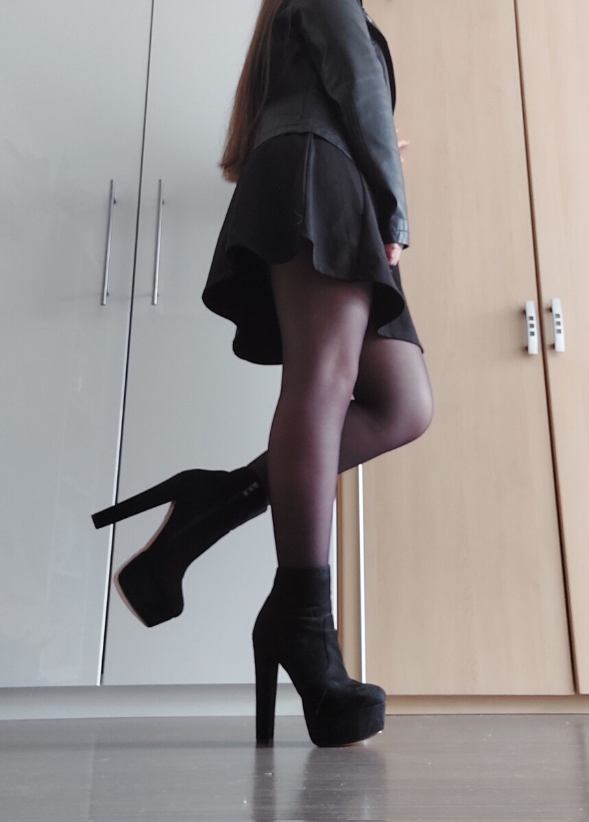 Findom Herrin Elli | FINmessage